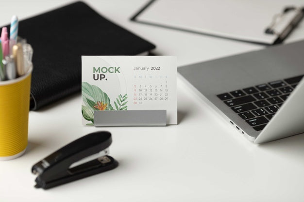 Desk Calendar Mockup - Mockup Hunt